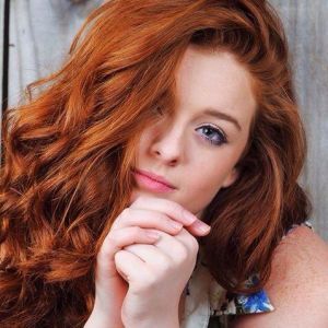 SongCast | Katie Jones, Artist